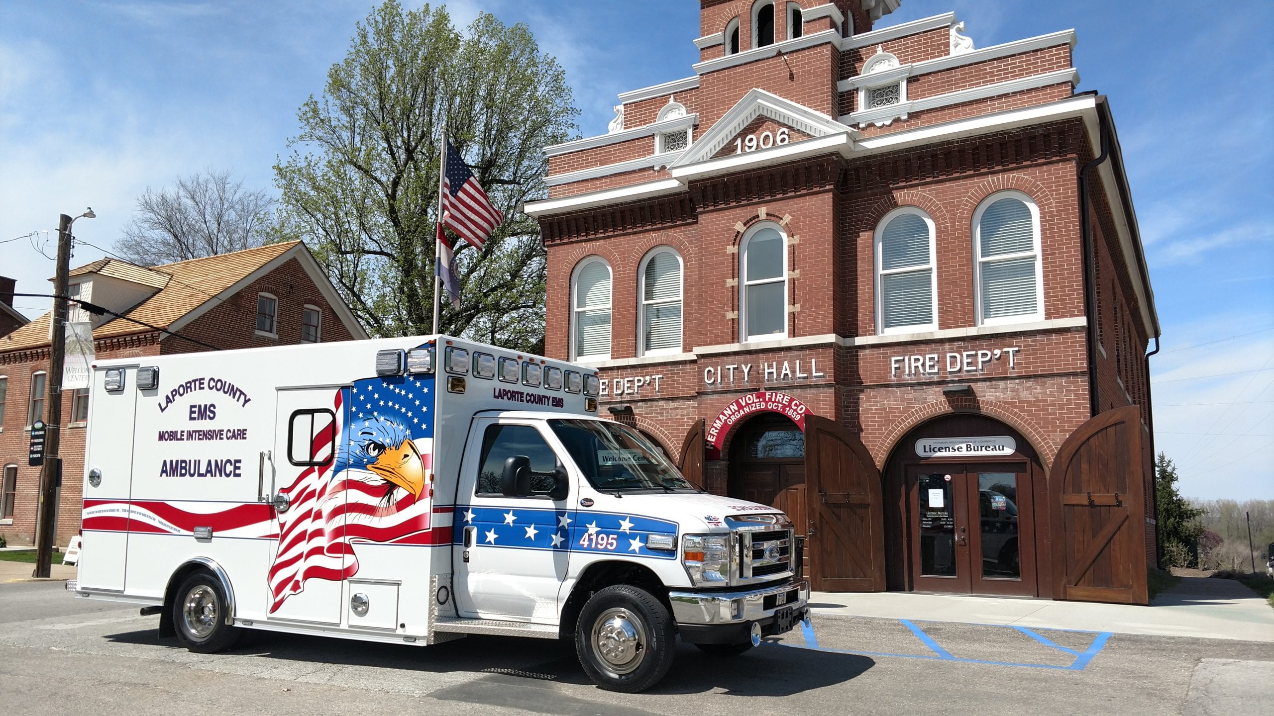 Osage Super Warrior Ford E-450 Type III Ambulance to Laporte County EMS ...